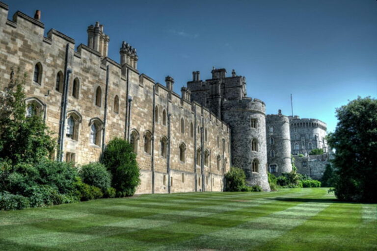 Top 10 Historic Castles to Visit in the UK - Life Unexpected